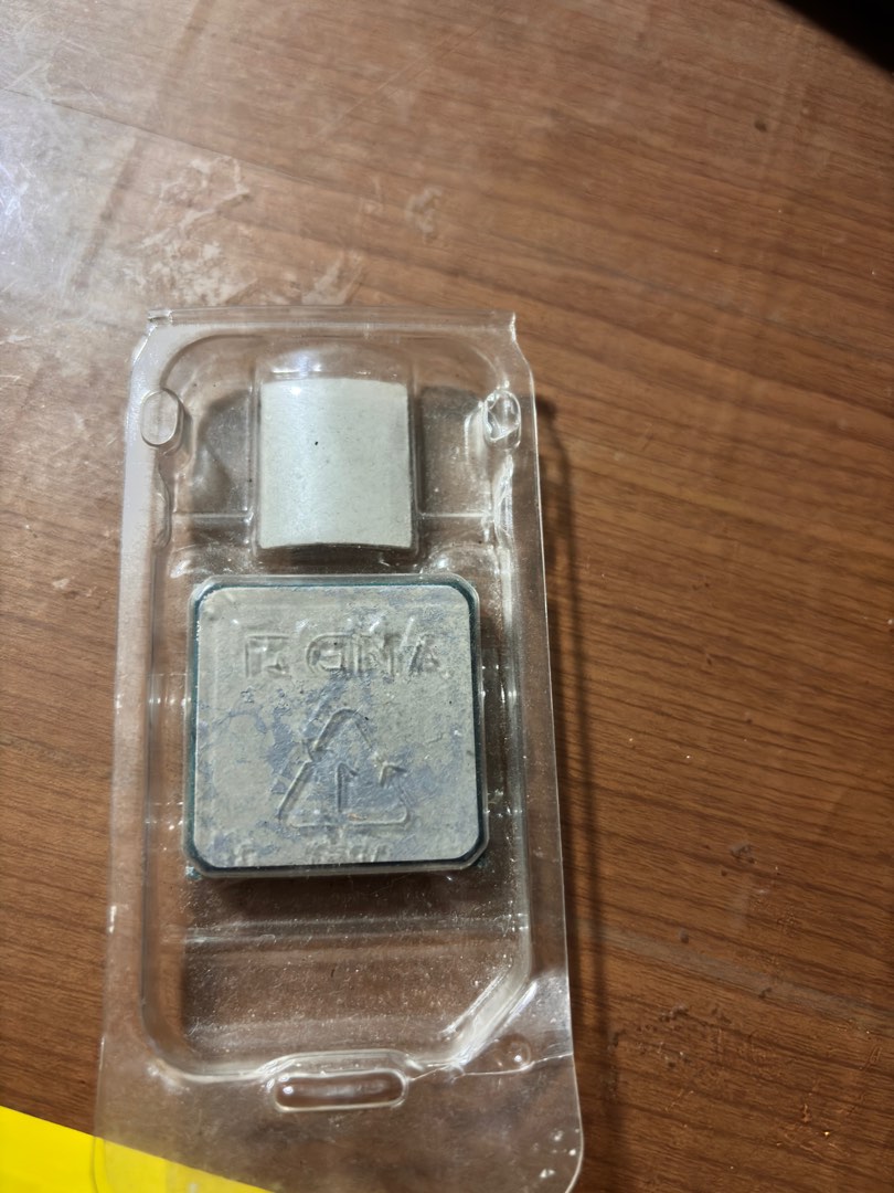 RYZEN 5 3500X FOR SALE cheap that's thermal paste on it, Computers ...