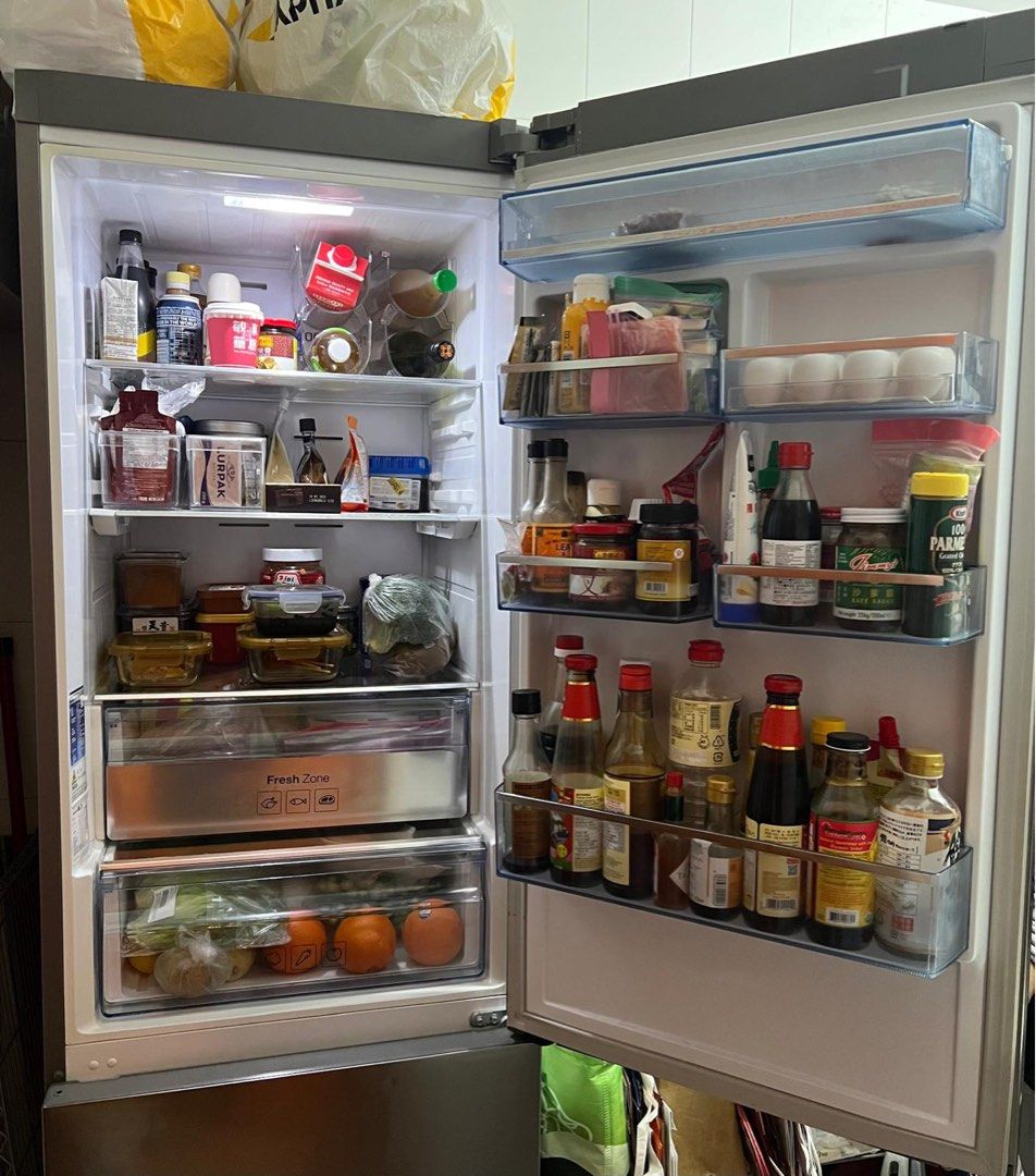 Samsung Refrigerator RB34N3252, 家庭電器, 廚房電器, 雪櫃及冰櫃 - Carousell