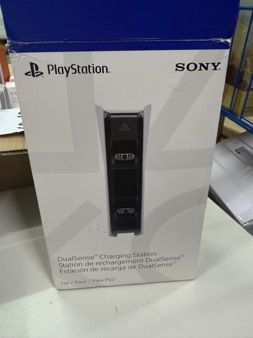 Sony PlayStation 5 DualSense Charging Station, Video Gaming, Gaming ...