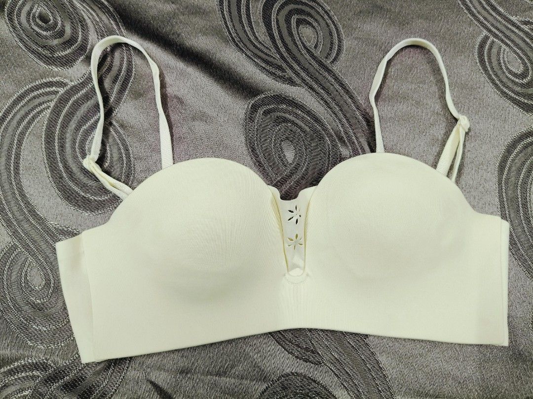Strapless Push-Up Bra for Small Busts - Wireless, Anti-Slip with Side ...