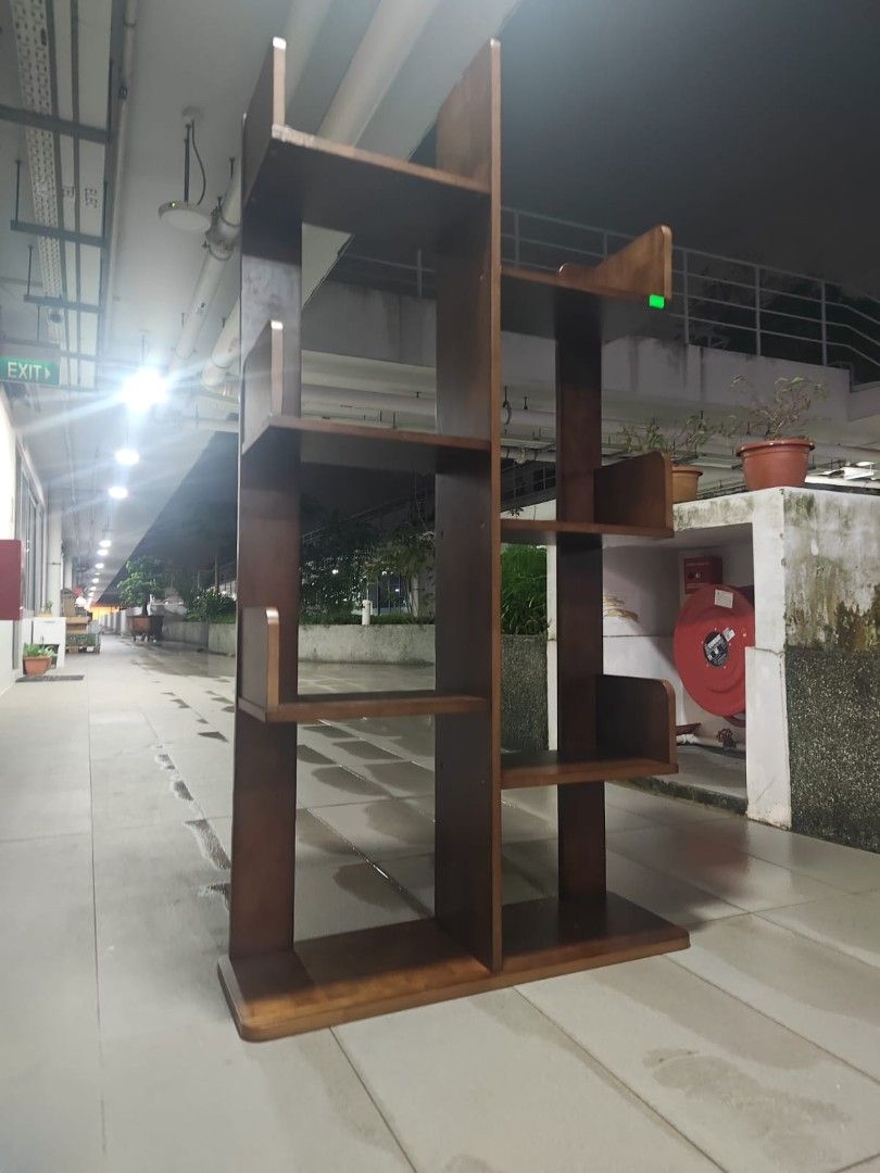 SUTCLIFFE 0.6,m Display Shelf, Furniture & Home Living, Furniture ...