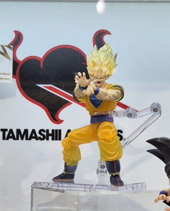 Tamashii Nations SH Figuarts Super Saiyan Son Goku Action Figure - Z ...
