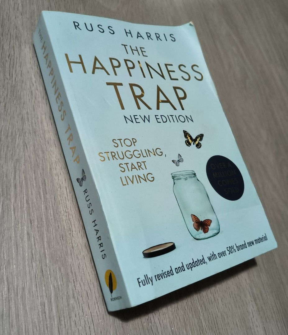 The Happiness Trap: New Edition by Russ Harris, Hobbies & Toys, Books ...