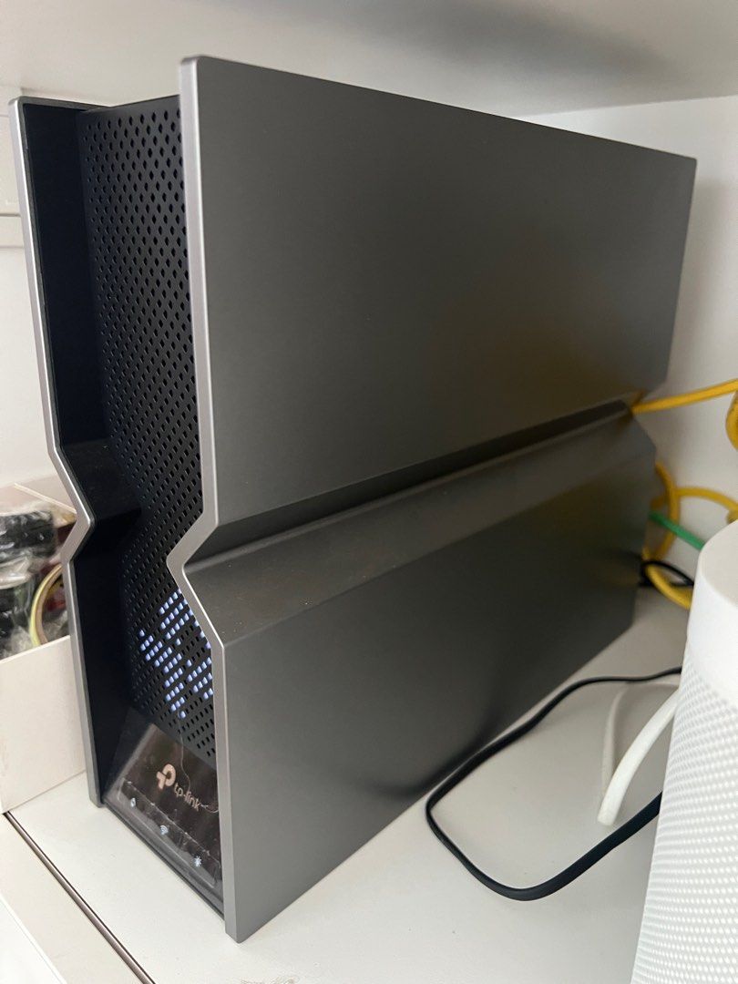 TP-Link EB810v BE22000 Tri-Band Wi-Fi 7 Router, Computers & Tech, Parts ...