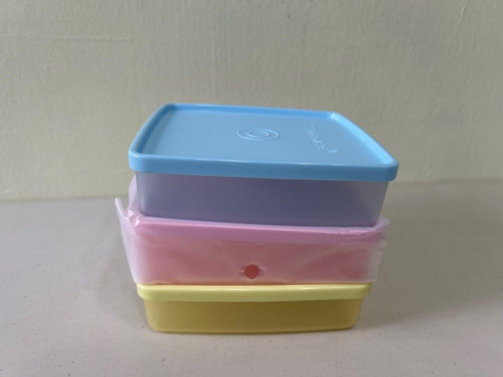 Tupperware lunch box, Furniture & Home Living, Kitchenware & Tableware ...