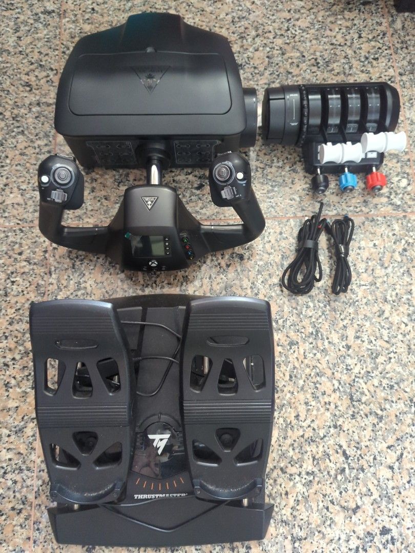 Turtle Beach VelocityOne Flight & Thrustmaster t.flight Rudder Pedals ...