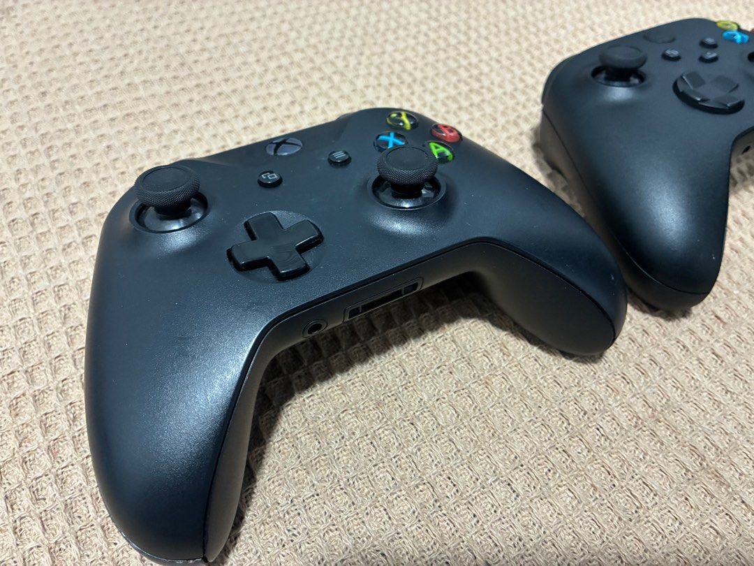 Xbox Series X/S Controller - Black, Video Gaming, Gaming Accessories ...