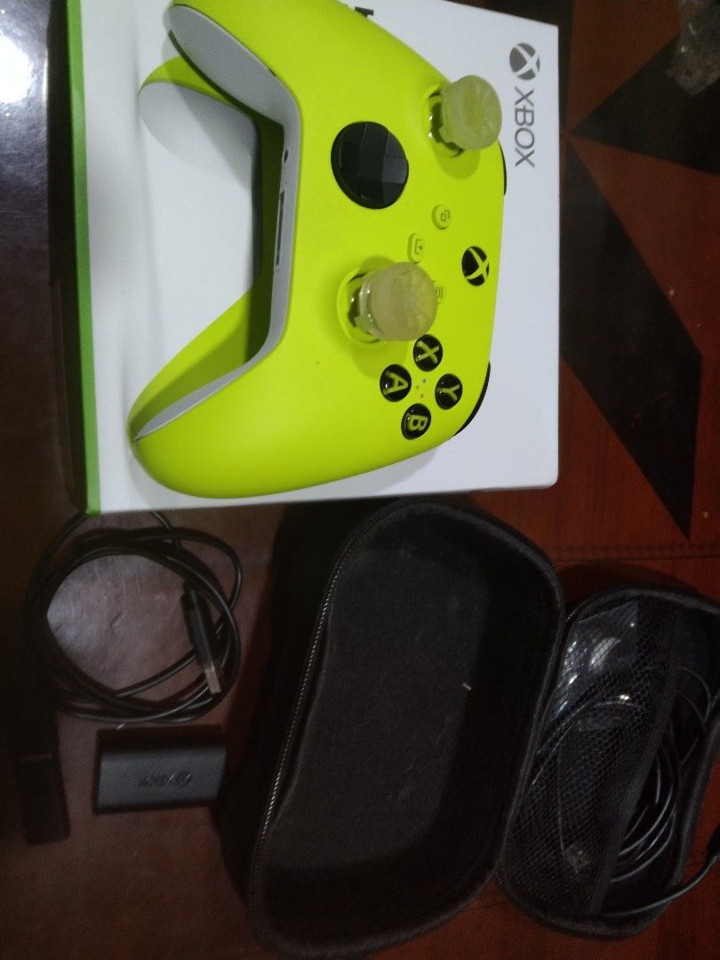 Xbox Series X/S Controller - Electric Volt, Video Gaming, Gaming ...