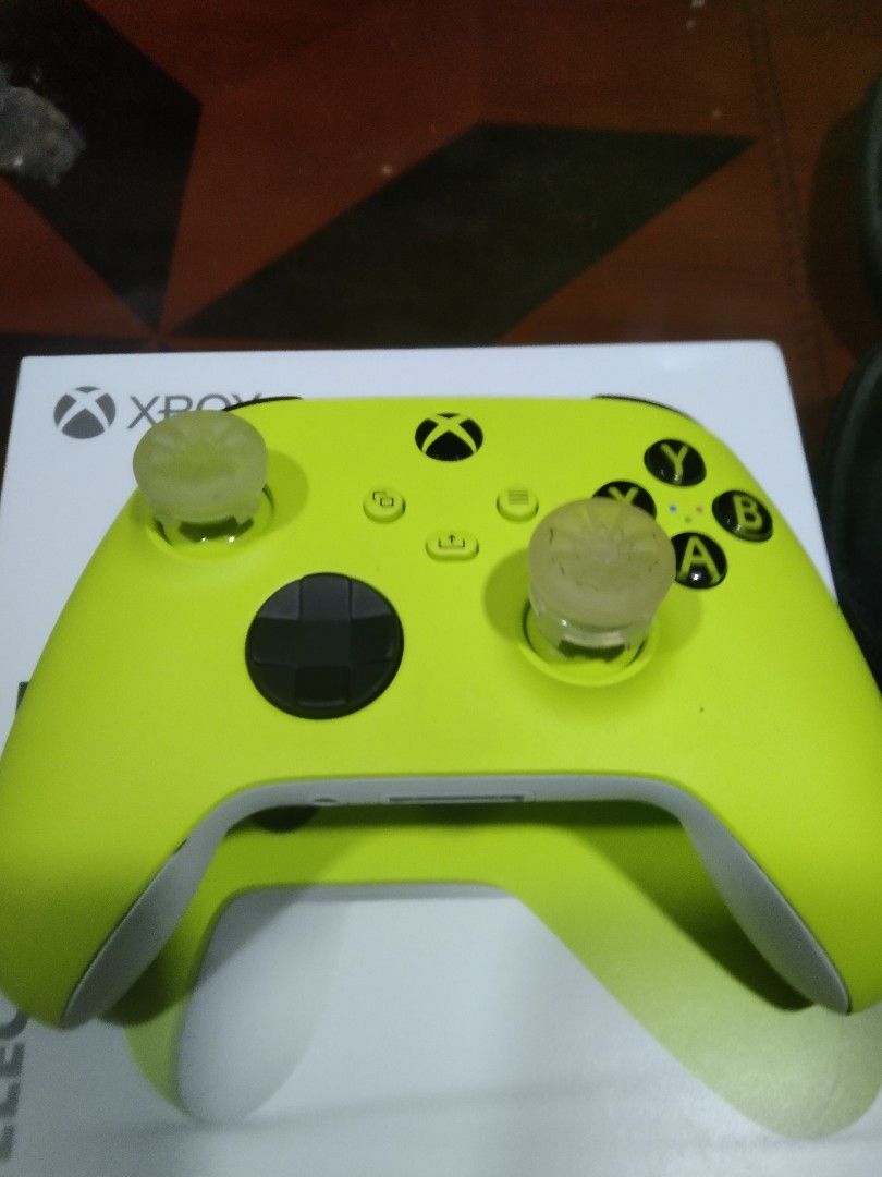 Xbox Series X/S Controller - Electric Volt, Video Gaming, Gaming ...