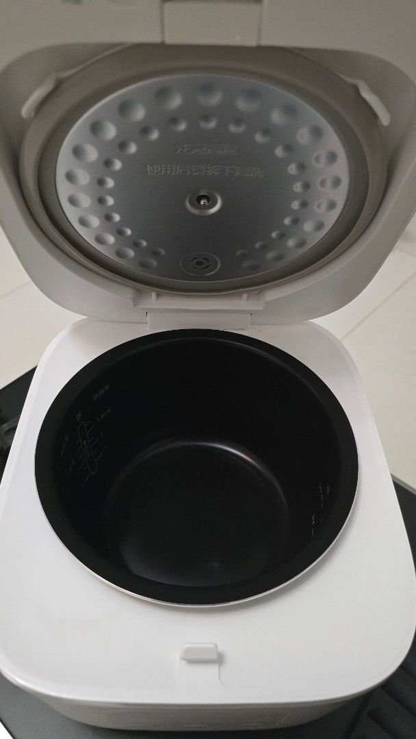Xiaomi Mijia Mini Rice cooker 1.6L 米家智能小饭煲1.6L, 家庭電器, 廚房電器, 鍋具 - Carousell