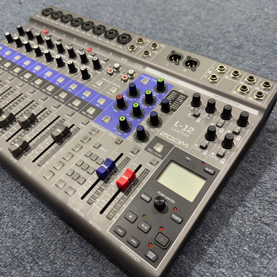 Zoom LiveTrak L-12 Digital Mixer, Audio, Other Audio Equipment on Carousell