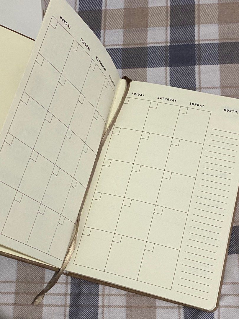 2026-2027 Uniqlo Undated Planner, Hobbies & Toys, Stationary & Craft ...