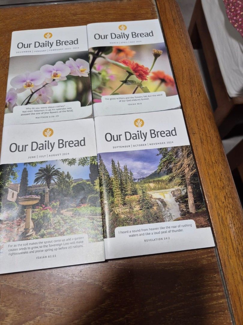 8 x Daily Bread, Hobbies & Toys, Books & Magazines, Religion Books on ...