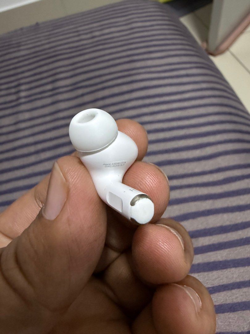 Apple AirPods Pro (2nd generation), Audio, Earphones on Carousell