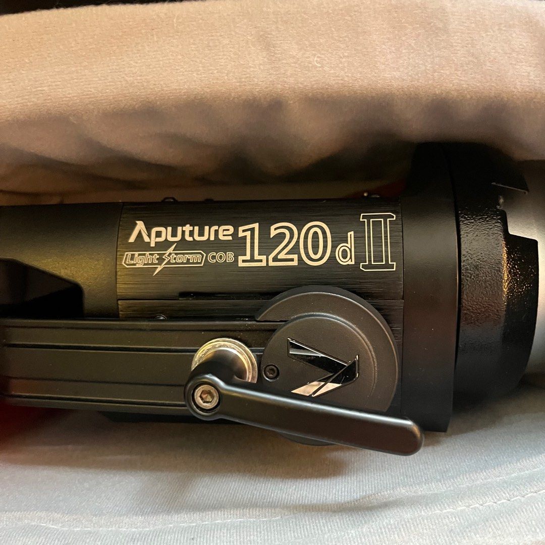 Aputure Light Storm COB 120d II LED Light Kit, Photography, Photography Accessories, Lighting ...