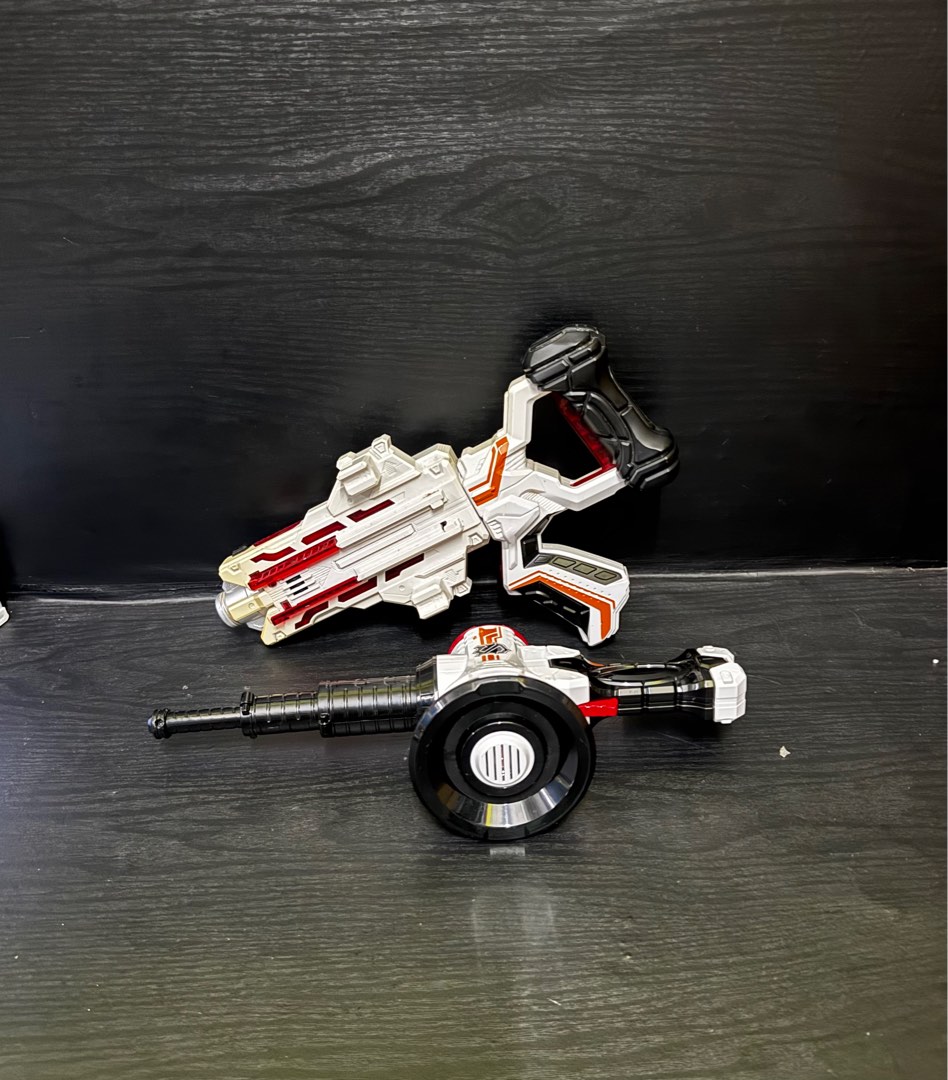Bandai DX VS Changer toy from the Japanese TV series Kaitou Sentai ...