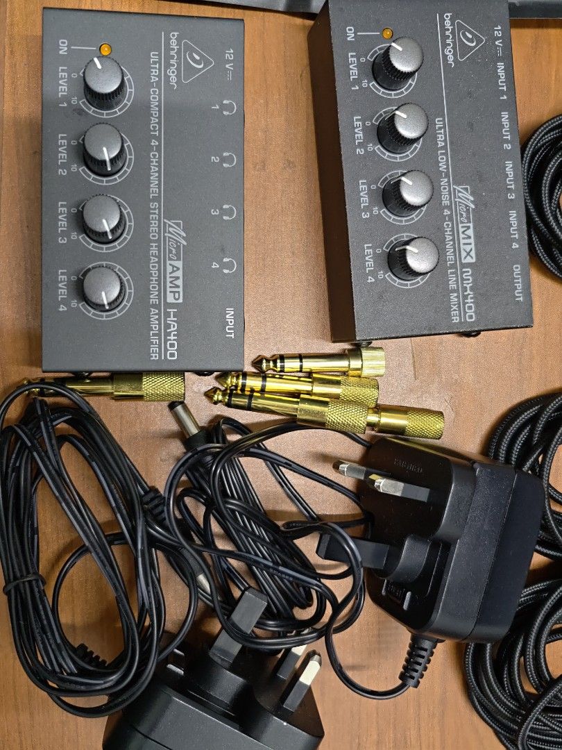 Behringer Microamp HA400 & Behringer micro mixer mx400, Audio ...