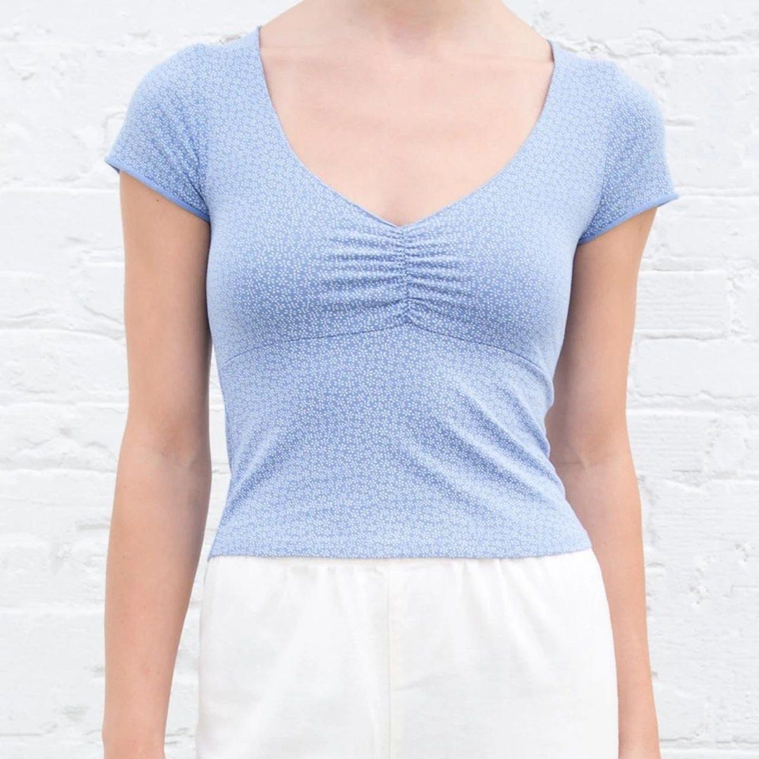 Brandy Melville Gina Blue Floral Top, Women's Fashion, Tops, Blouses on ...