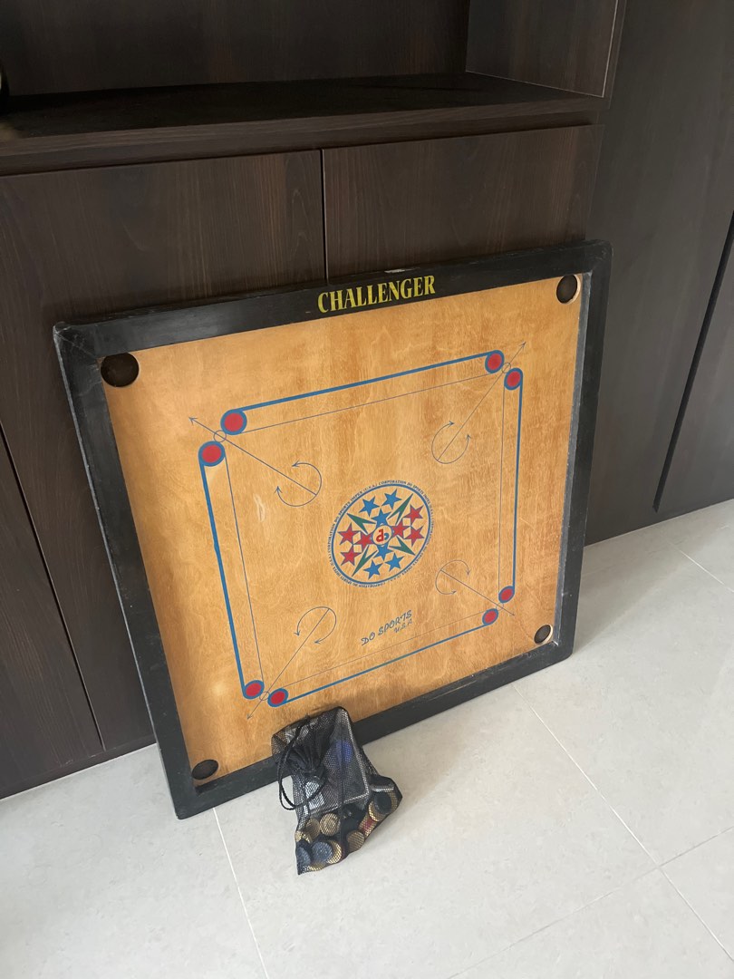 Carrom Board & Chips, Hobbies & Toys, Toys & Games on Carousell