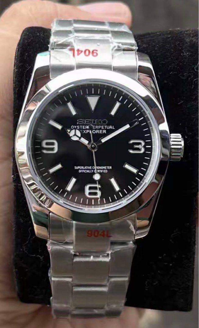 Classic Seiko mod custom explorer, Luxury, Watches on Carousell