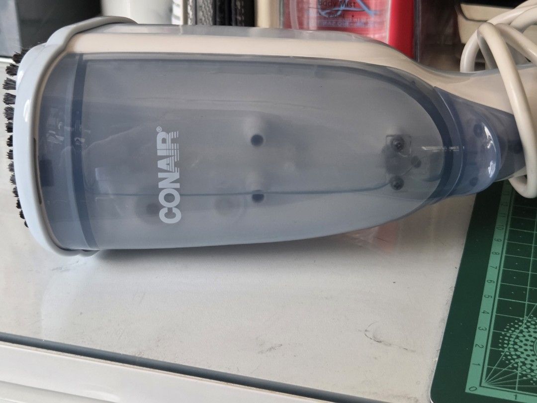 Conair CGS15H 手提蒸氣熨斗, 家庭電器, 熨斗及掛熨機 - Carousell