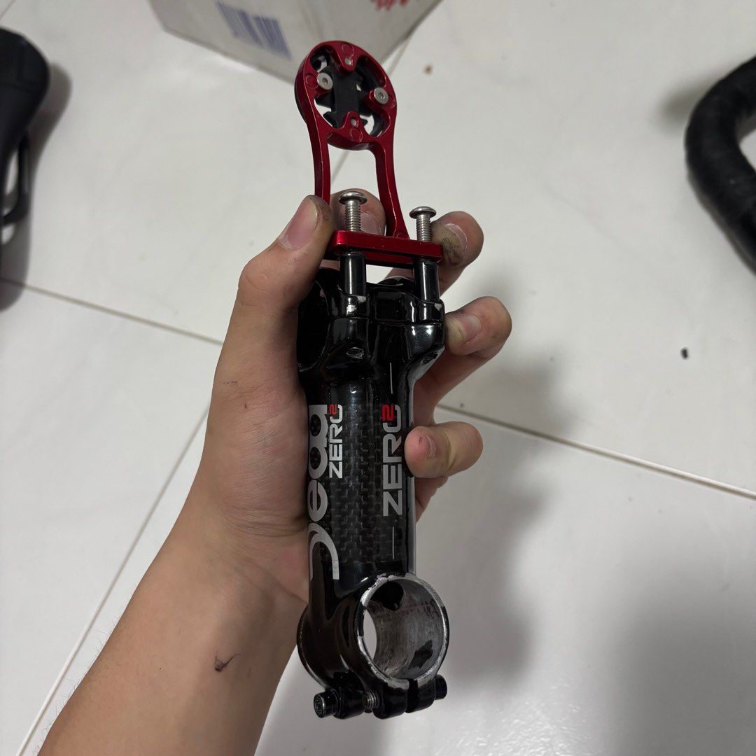 Deda Zero2 Carbon Bike Stem with Garmin Mount, Sports Equipment ...