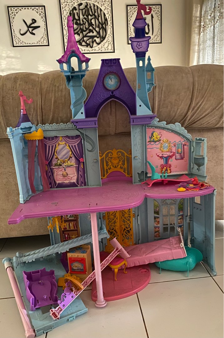 Disney Princess Castle Playset, Hobbies & Toys, Toys & Games on Carousell