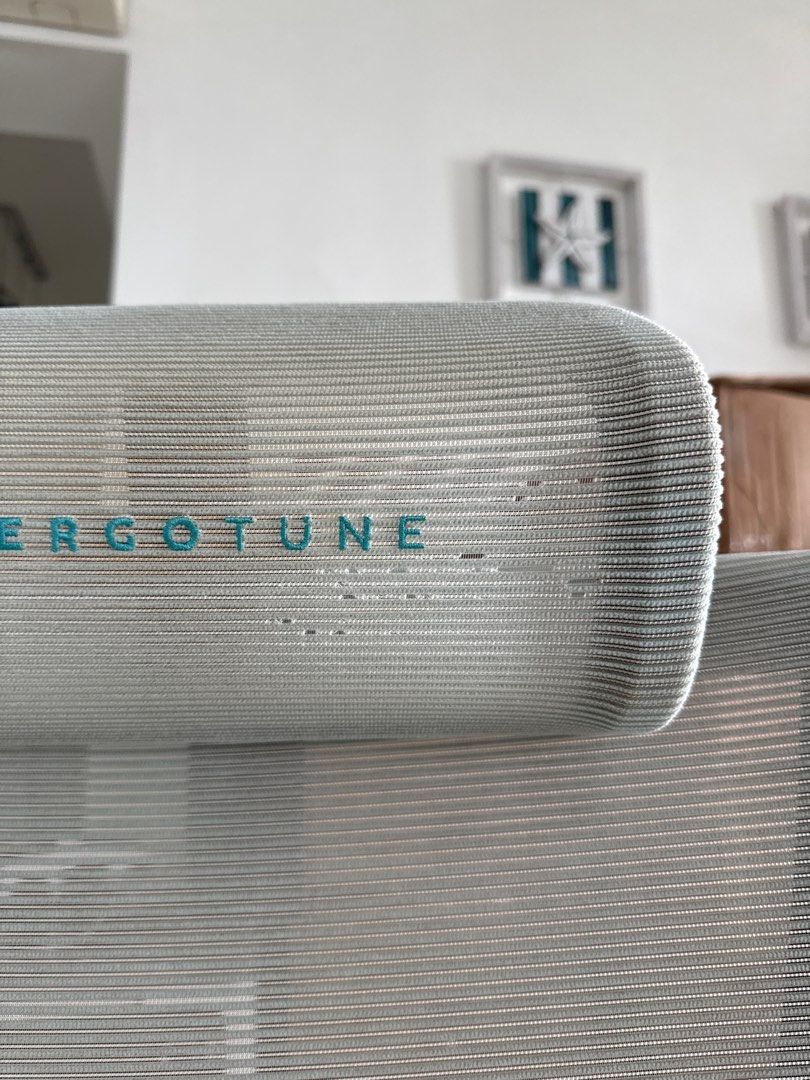 Ergotune Supreme Ergonomic Office Chair, Furniture & Home Living ...