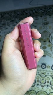 Fenty Beauty Gloss Bomb Heat Lip Luminizer, Beauty & Personal Care ...