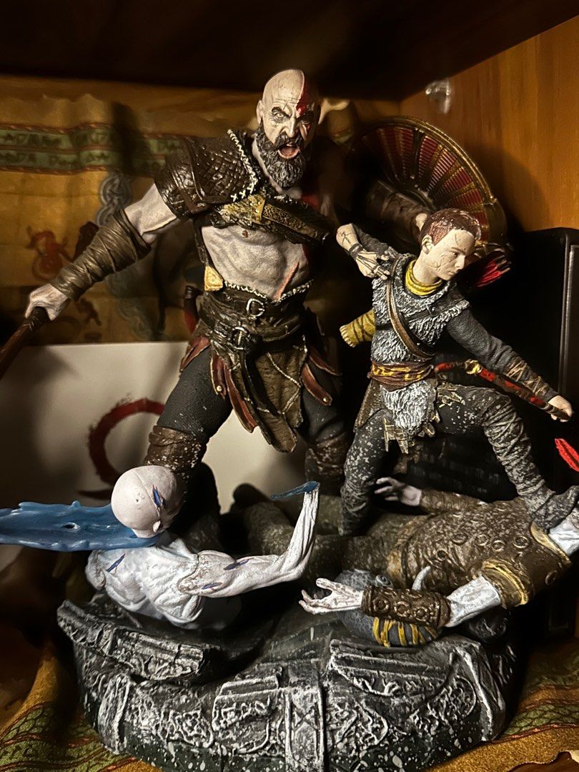 God of War (Kratos and Atreus Statue), Hobbies & Toys, Collectibles ...