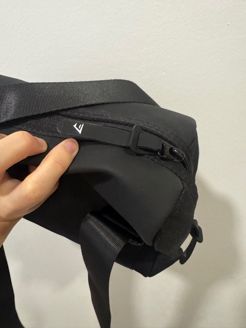 Gymshark Black Gym Bag, Women's Fashion, Bags & Wallets, Shoulder Bags ...