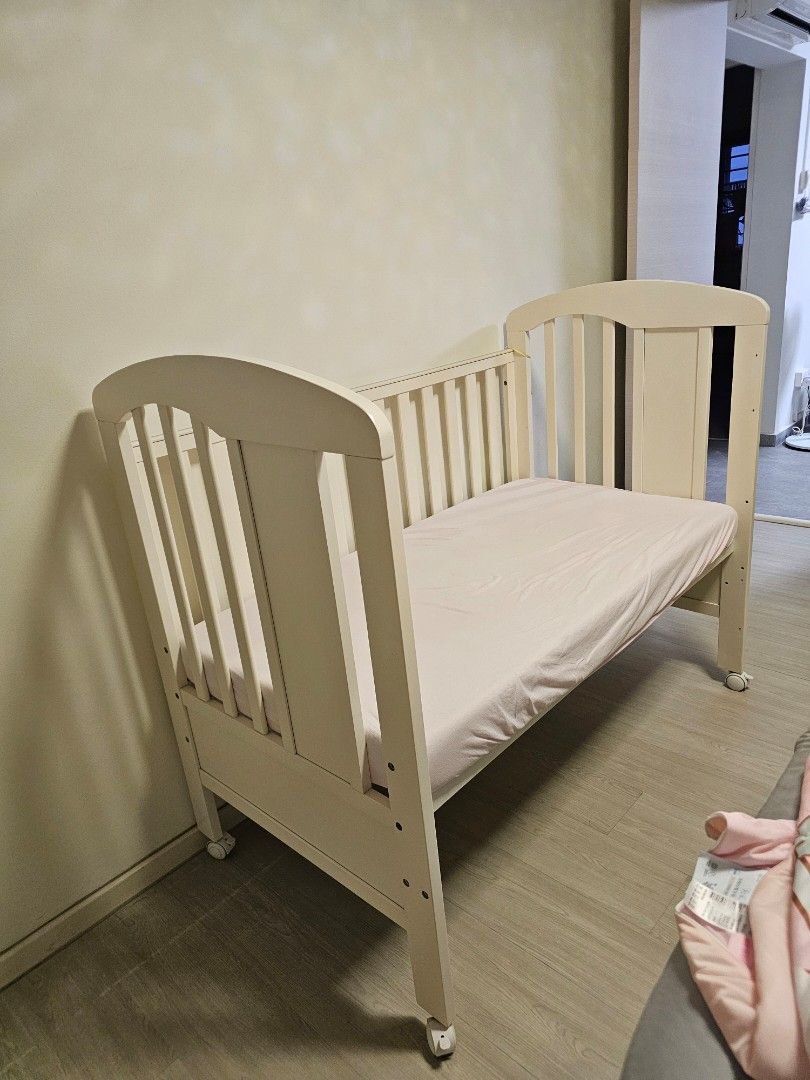 Happy Cot, happy dreams 4 in 1 cot, Babies & Kids, Baby Nursery & Kids ...