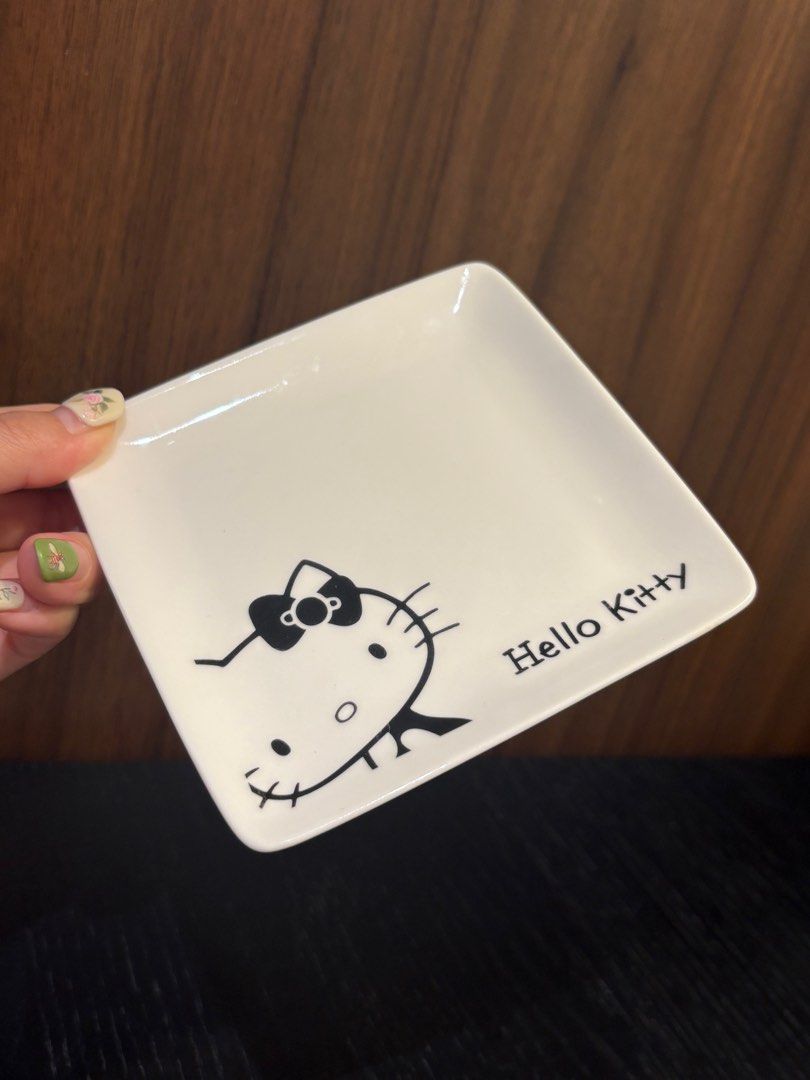 Hello Kitty & My Melody | Japanese Lawson × Sanrio Licensed Square ...