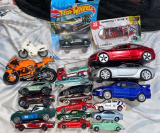 3 Hot Wheels Cars - Chevy Silverado, Blazer, Jeep, Hobbies & Toys, Toys ...