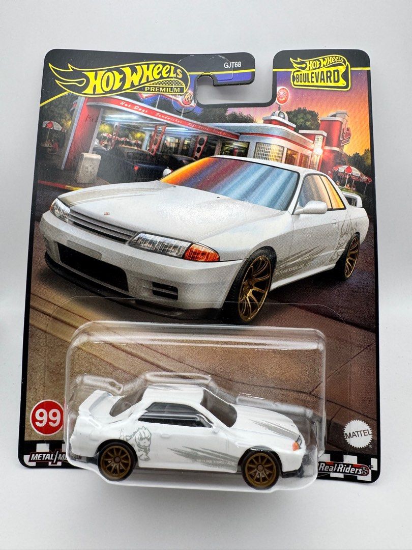 Hot Wheels Premium Nissan Skyline GT-R (BNR32) Godzilla (Boulevard ...