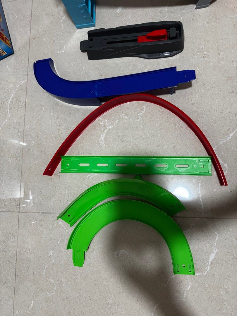 Hot Wheels Track Set, Hobbies & Toys, Toys & Games on Carousell