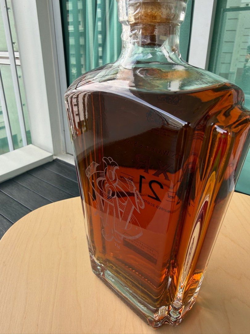 John Walker & Sons XR 21 Years Blended Scotch Whisky, Food & Drinks ...
