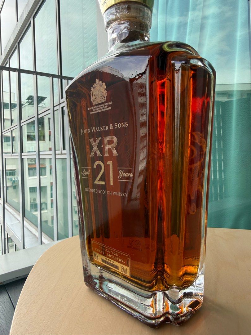 John Walker & Sons XR 21 Years Blended Scotch Whisky, Food & Drinks ...