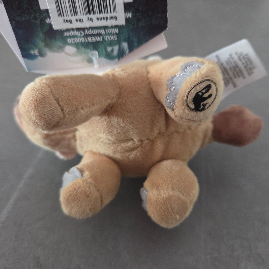 Jurassic World Bumpy Clipper Plush, Hobbies & Toys, Toys & Games on ...