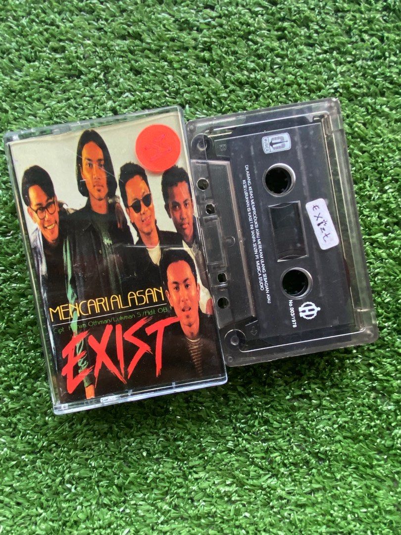 💥KASET EXIST mencari alasan, Hobbies & Toys, Music & Media, CDs & DVDs ...