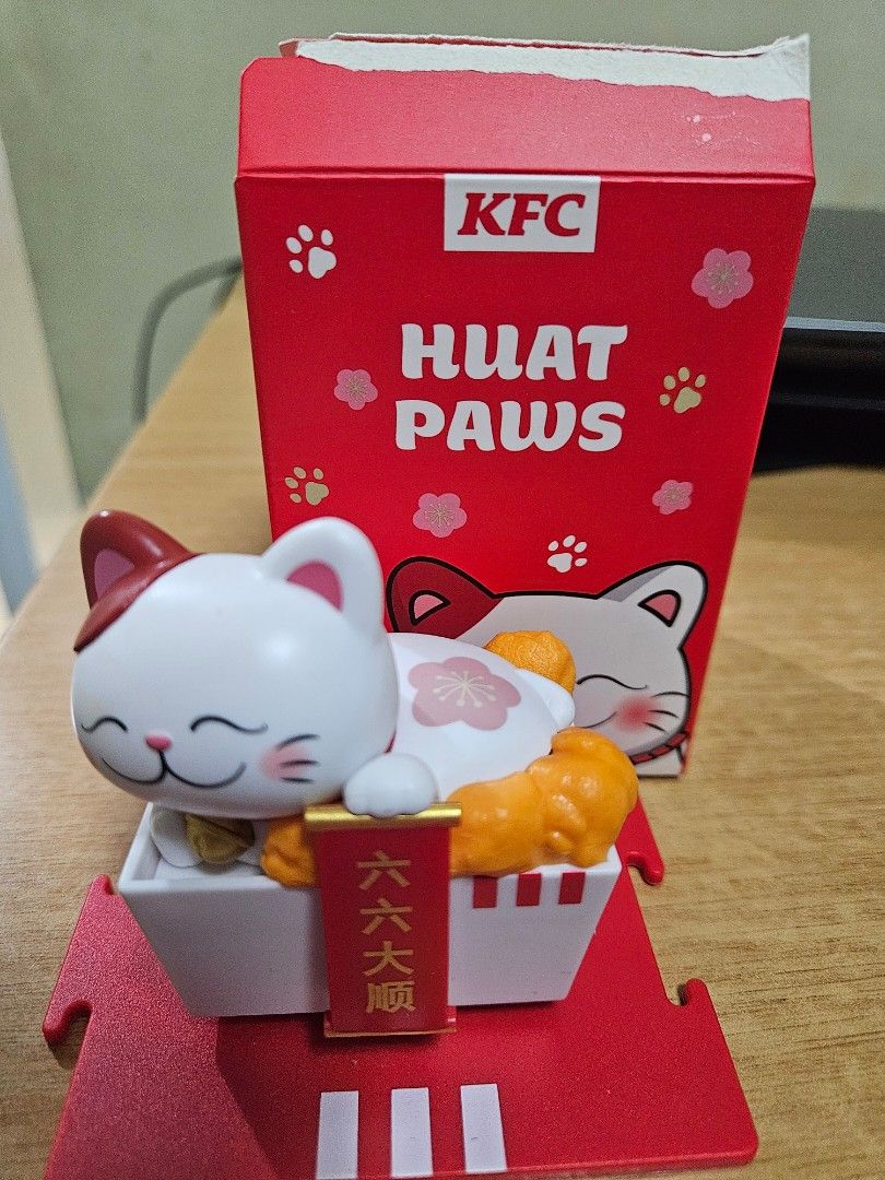 BN KFC Huat Paws Collectible Figure, Hobbies & Toys, Toys & Games on ...