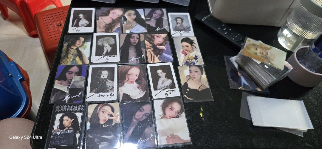 K-Pop Photocards - Assorted, Hobbies & Toys, Memorabilia & Collectibles ...