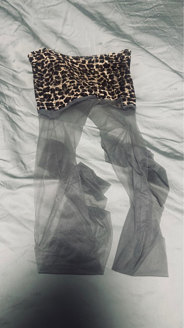 Leopard Print full seamless pantyhose, Women's Fashion, Watches ...