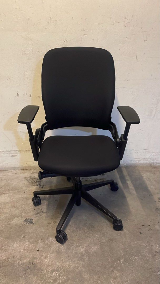 Clearance! Like new! Original steelcase leap V2 ergonomic office chair ...