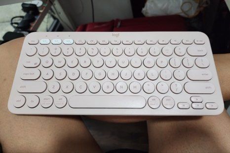 Logitech K380 Multi-Device Keyboard - Pink, Computers & Tech, Parts ...