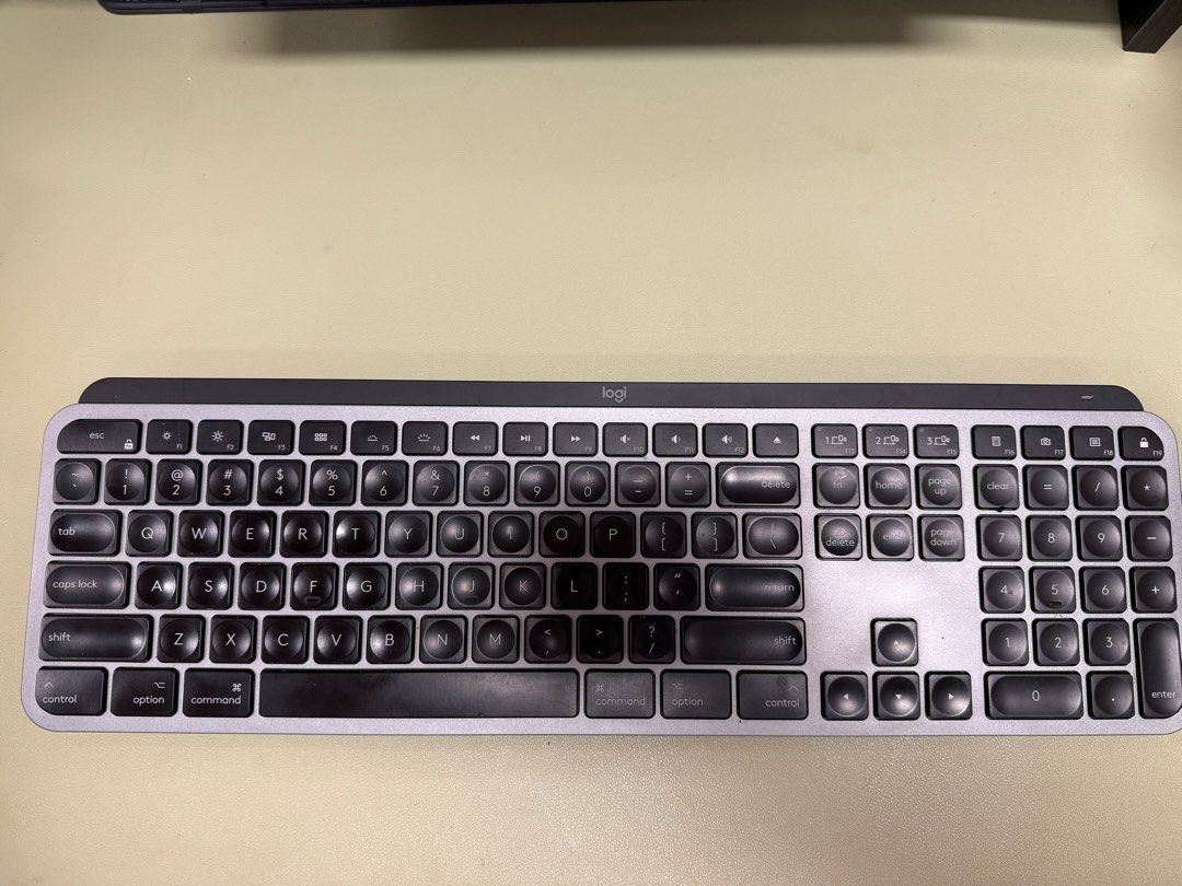 Logitech MX Keys for Mac Keyboard, Computers & Tech, Parts ...