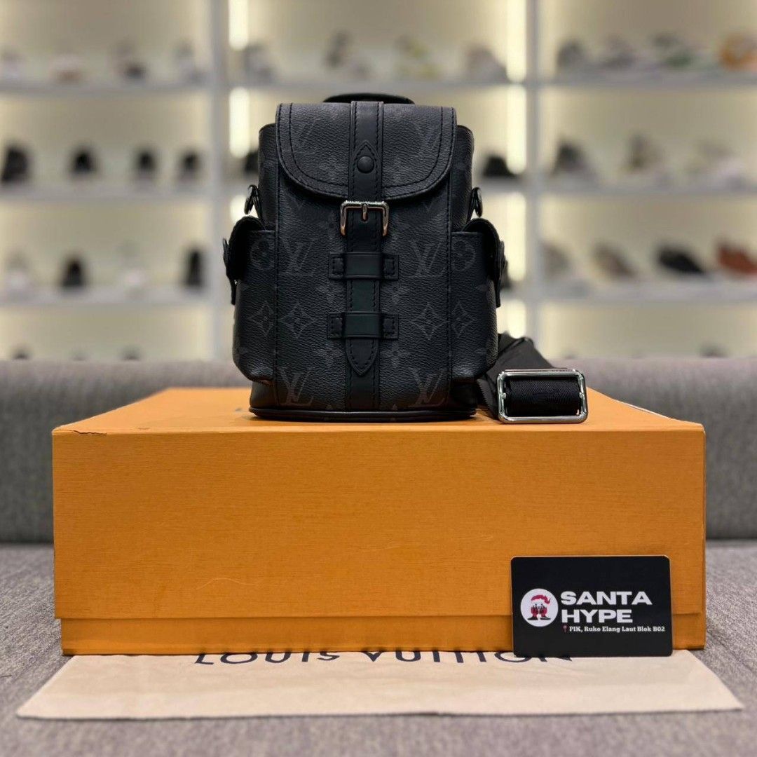 Louis Vuitton Monogram Eclipse Christopher Sling Bag, Men's Fashion ...