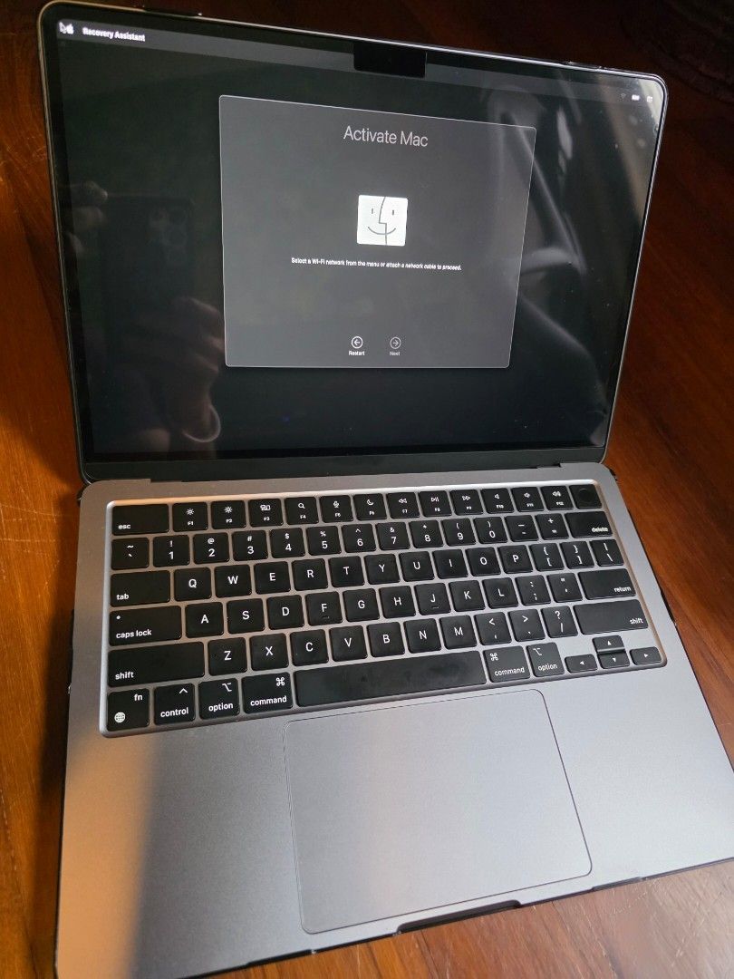 MacBook Air 13-inch (M3 Chip) - BRAND NEW CONDITION - WARRANTY TILL FEB ...