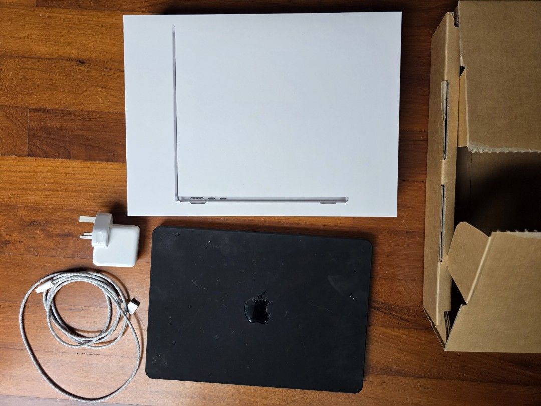 MacBook Air 13-inch (M3 Chip) - BRAND NEW CONDITION - WARRANTY TILL FEB ...