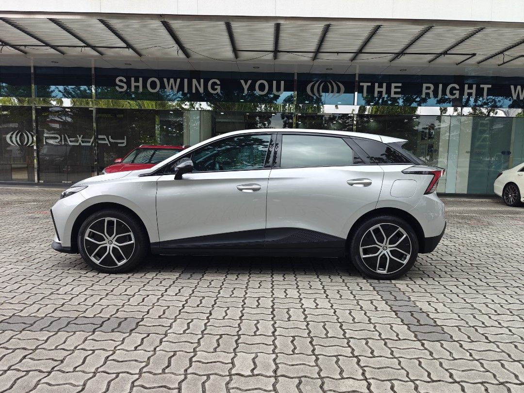 MG 4 EV Trophy Sport LR 64 kWh (A), Cars, Used Cars on Carousell